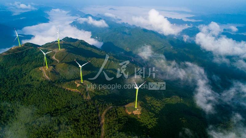 湖北利川麻山风力发电场全部开机发电 人民图片网