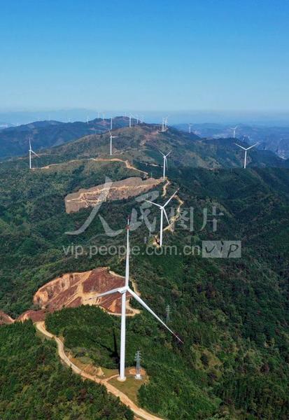 广西融安发展风力发电 减少碳排放 人民图片网