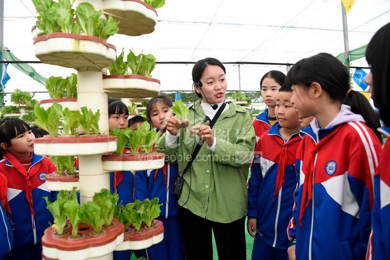 江西宜春:科普研学感受现代农业魅力 人民图片网