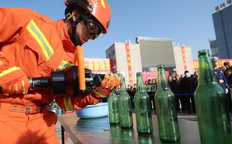 山西运城：百日消防宣传行动暨119宣传月启动-人民图片网