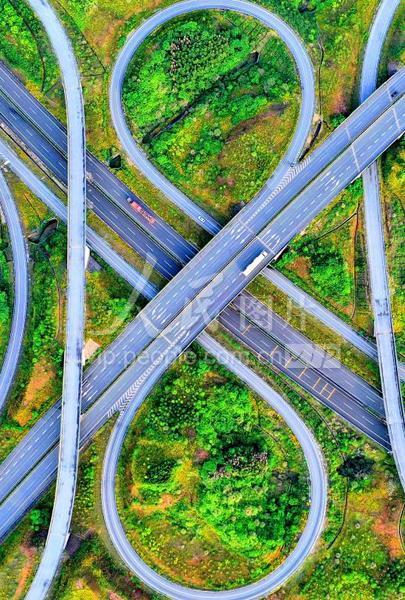 江西永丰：绿色公路景如画-人民图片网