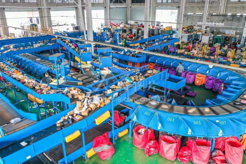 湖南蓝山：物流提速 助力“双十一”-人民图片网