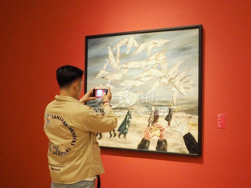 “美在融汇——共建‘一带一路’倡议提出十周年美术作品展”在京举办-人民图片网