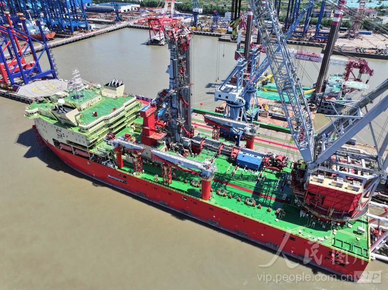 上海：JSD6000深水起重铺管船顺利完工-人民图片网