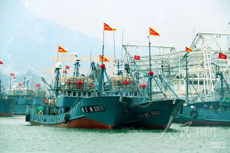 山东荣成：百舸入海 千帆竞发-人民图片网